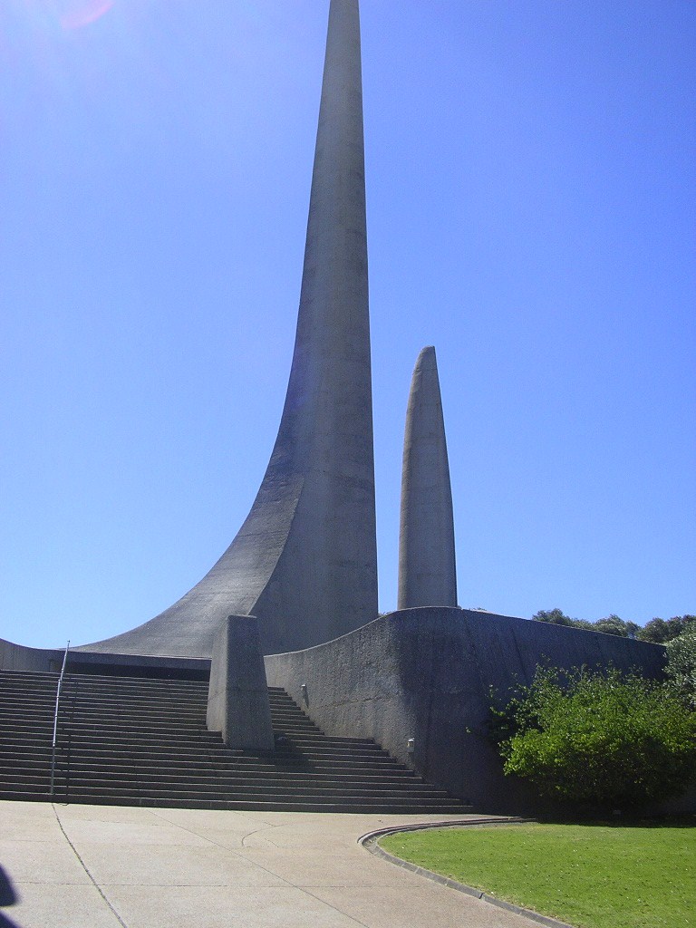 Travelogue...... BORN TO TRAVEL: PAARL SOUTH AFRICA .......AFRIKAANS ...