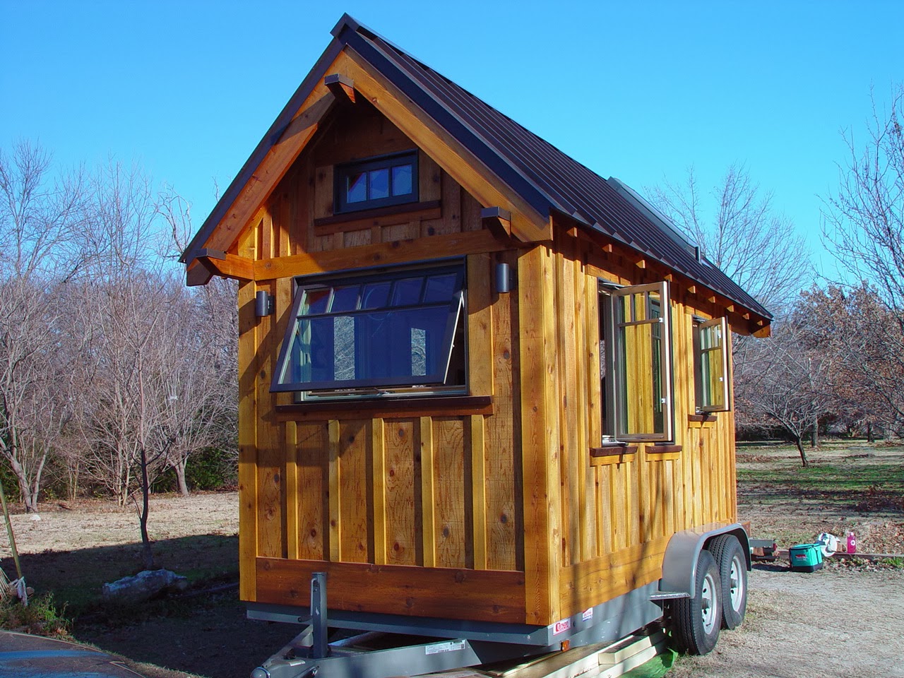 Tiny Cob Cottage: BA's Tiny House
