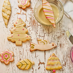 Green Tea Icing for Dye-Free Cookies - KitchenLane