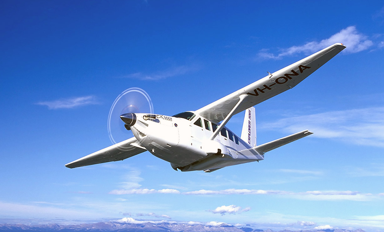 nhungdoicanh: AEA Explorer 500T