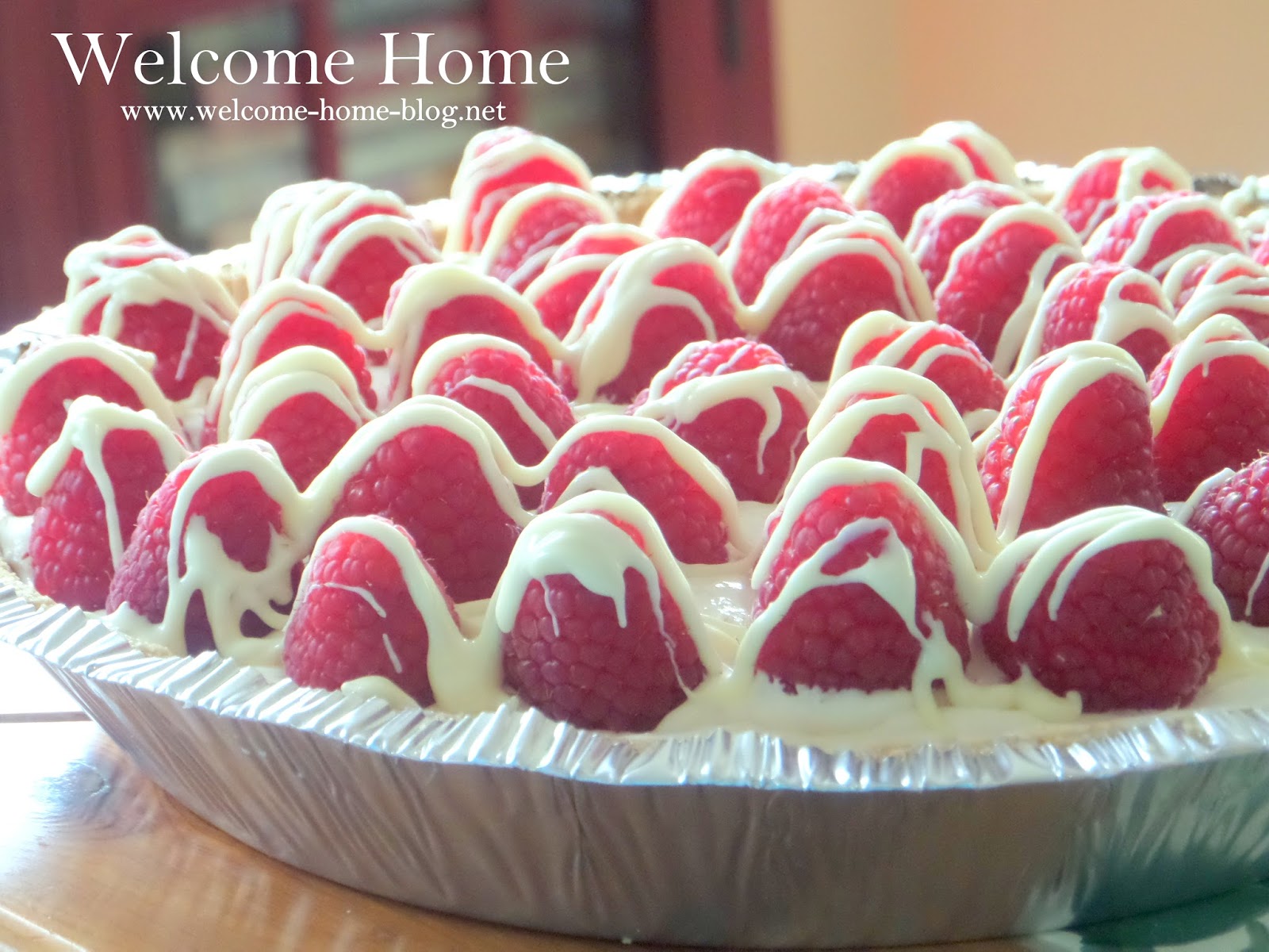 Welcome Home Blog: Raspberry White Chocolate Cheesecake Pie