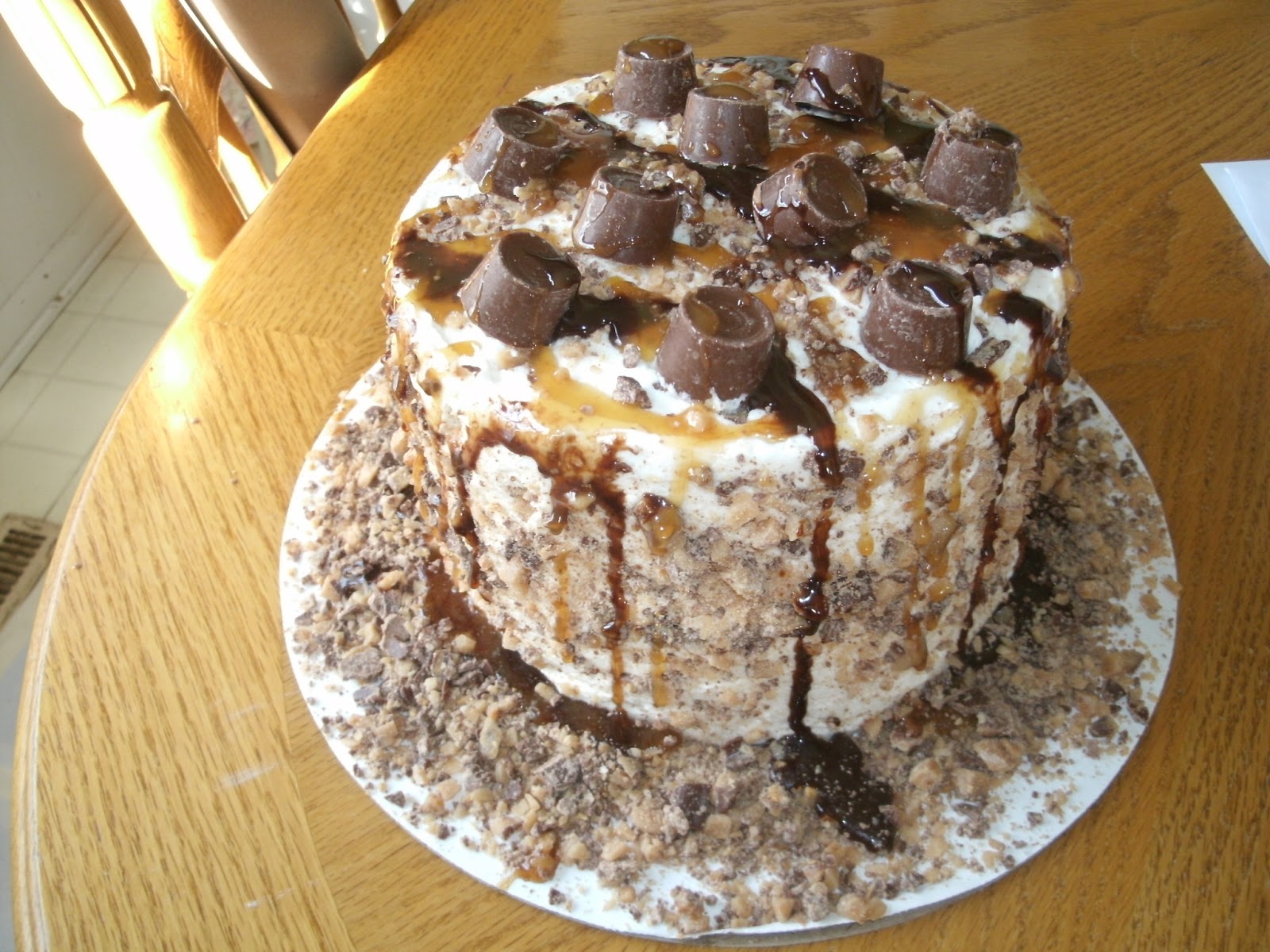 Lady Lemondrop's Sunroom: Super Epic Cake Of Awesomeness!