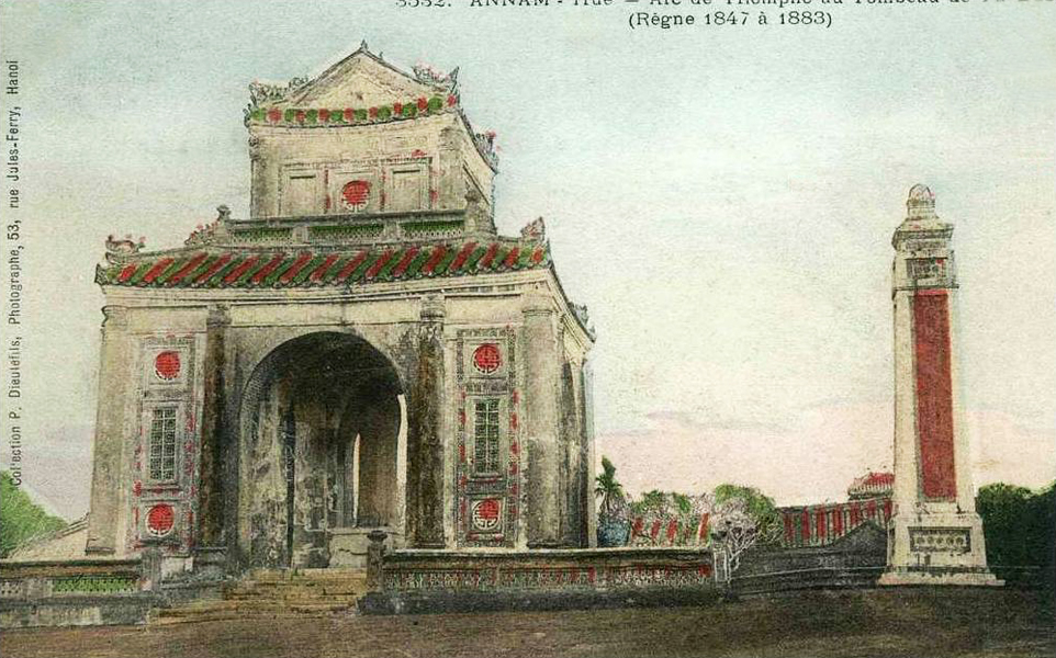 A Picture's Worth a Thousand Words: Protectorat francais d'Annam ...