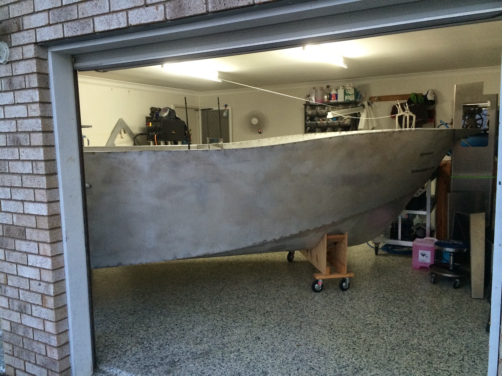 CNC Marine 5m (5.75 Overall) Plate Boat Build: Welding in deck stiffeners
