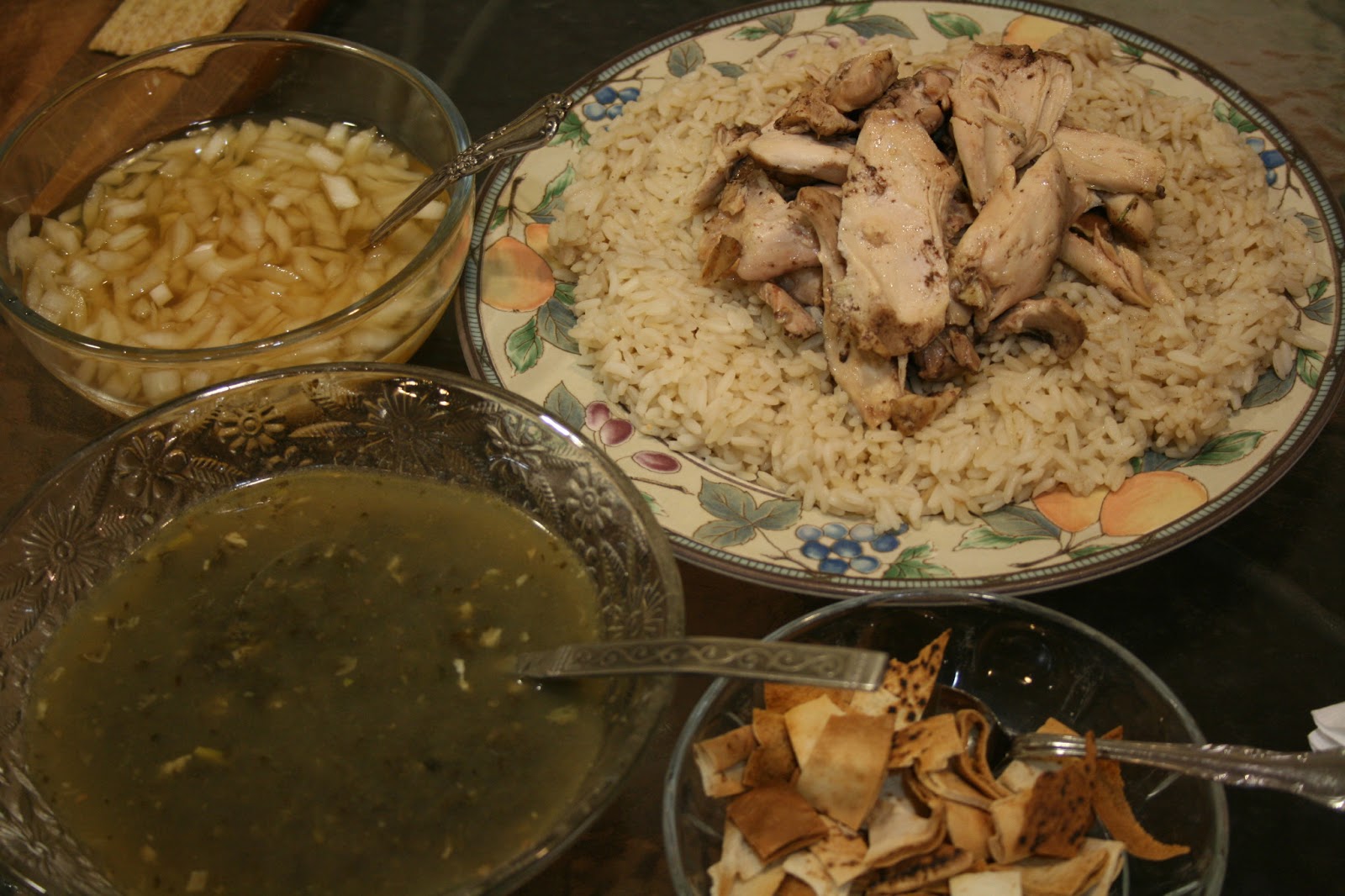 Julia's Cookbook: Mloukhiyeh with Chicken, Rice and Pita Chips