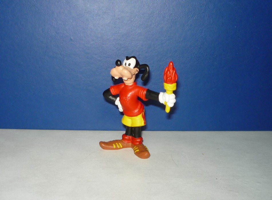 Mini Magia: Pateta, o Super-Atleta (Superstar Goofy, 1972) - Disney