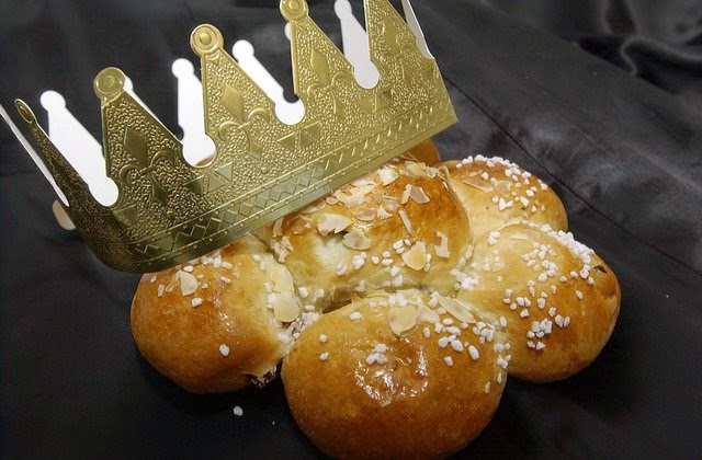 Three Kings' cake recipe | Expat with Kids