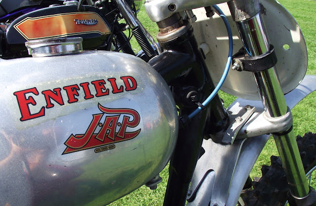 YoungManGoneWest: April Fools' Car Show