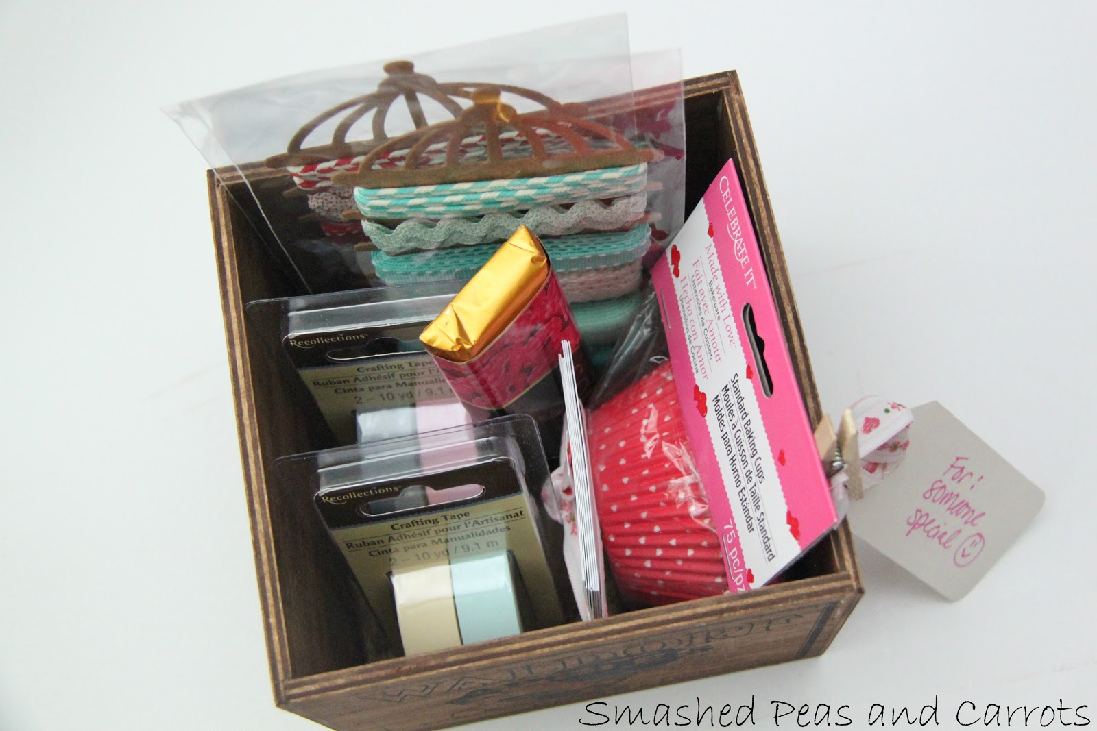 TUTORIAL: How to Make a Vintage Wood Crate And Giveaway - Smashed Peas ...