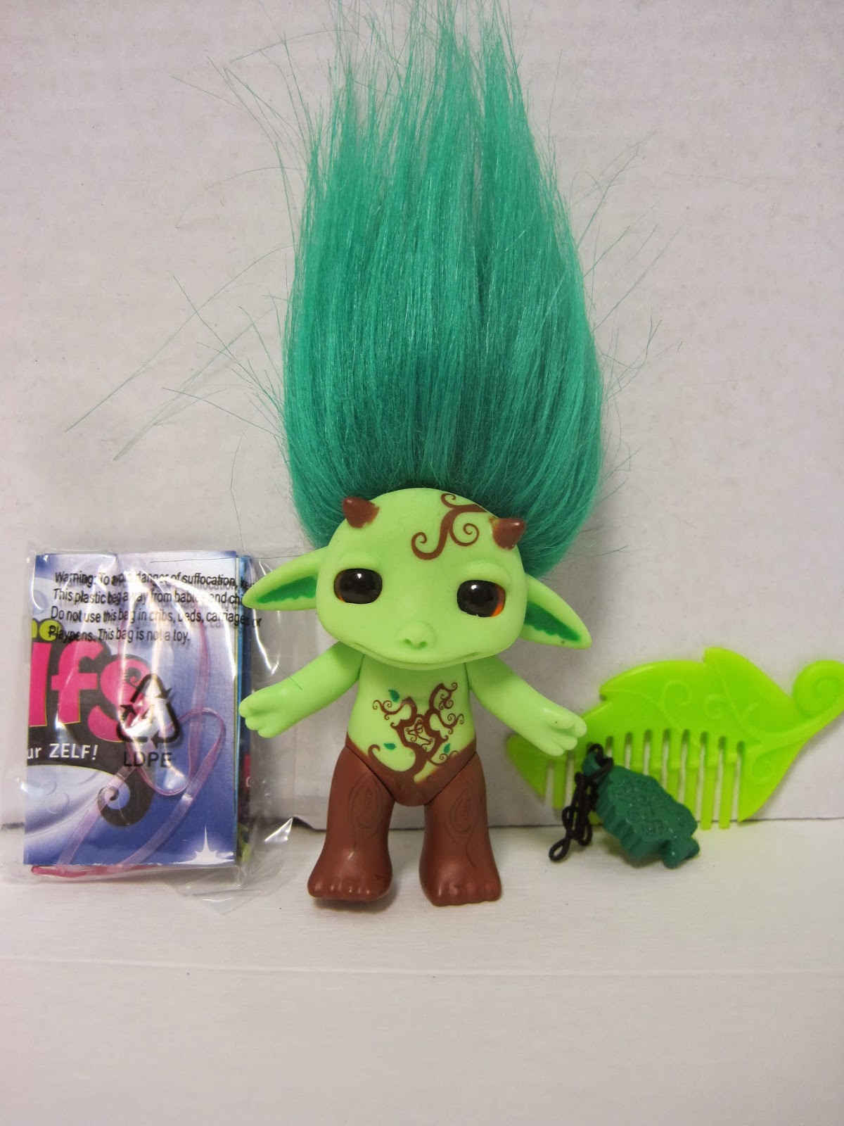 Never Grow Up: A Mom's Guide to Dolls and More: Zelfs Series 2 Review! :D