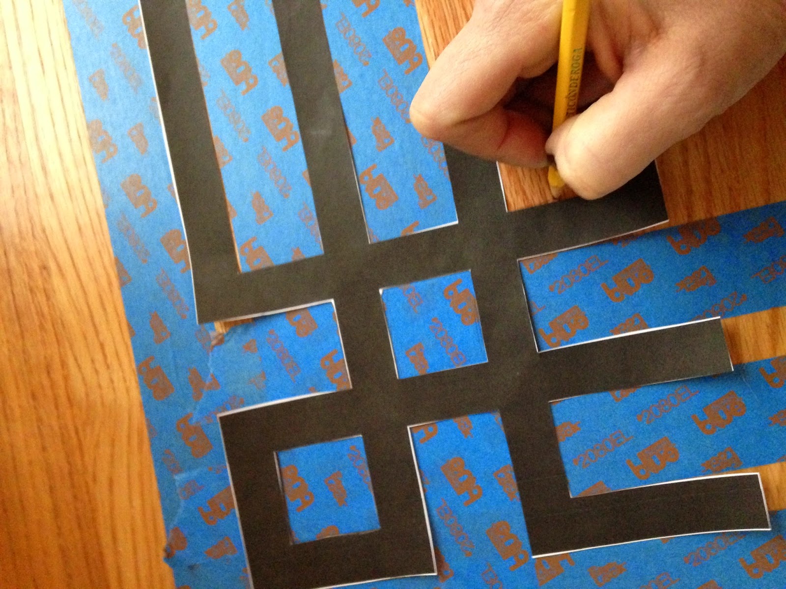 GORGEOUS SHINY THINGS: Painted Faux Inlay Floor Border with Printable ...