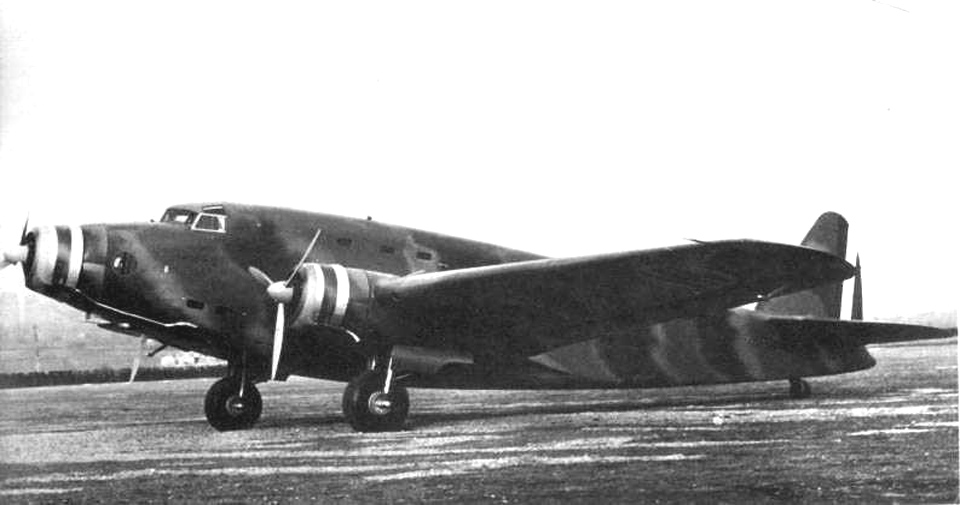 nhungdoicanh: Savoia-Marchetti SM-82 Canguru