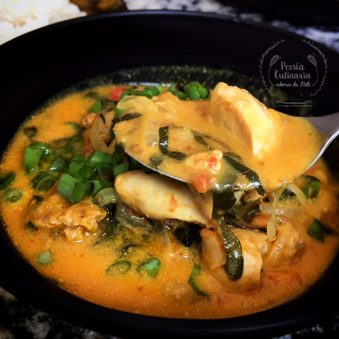 Poesía Culinaria . Sabores de Nati: Muamba Nsusu / Estofado de pollo ...