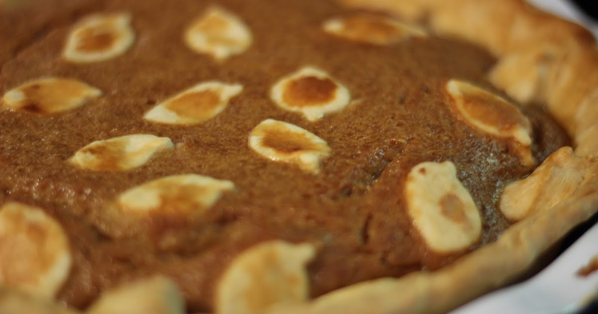 A Taste of History with Joyce White: Quince Pudding in a Paste