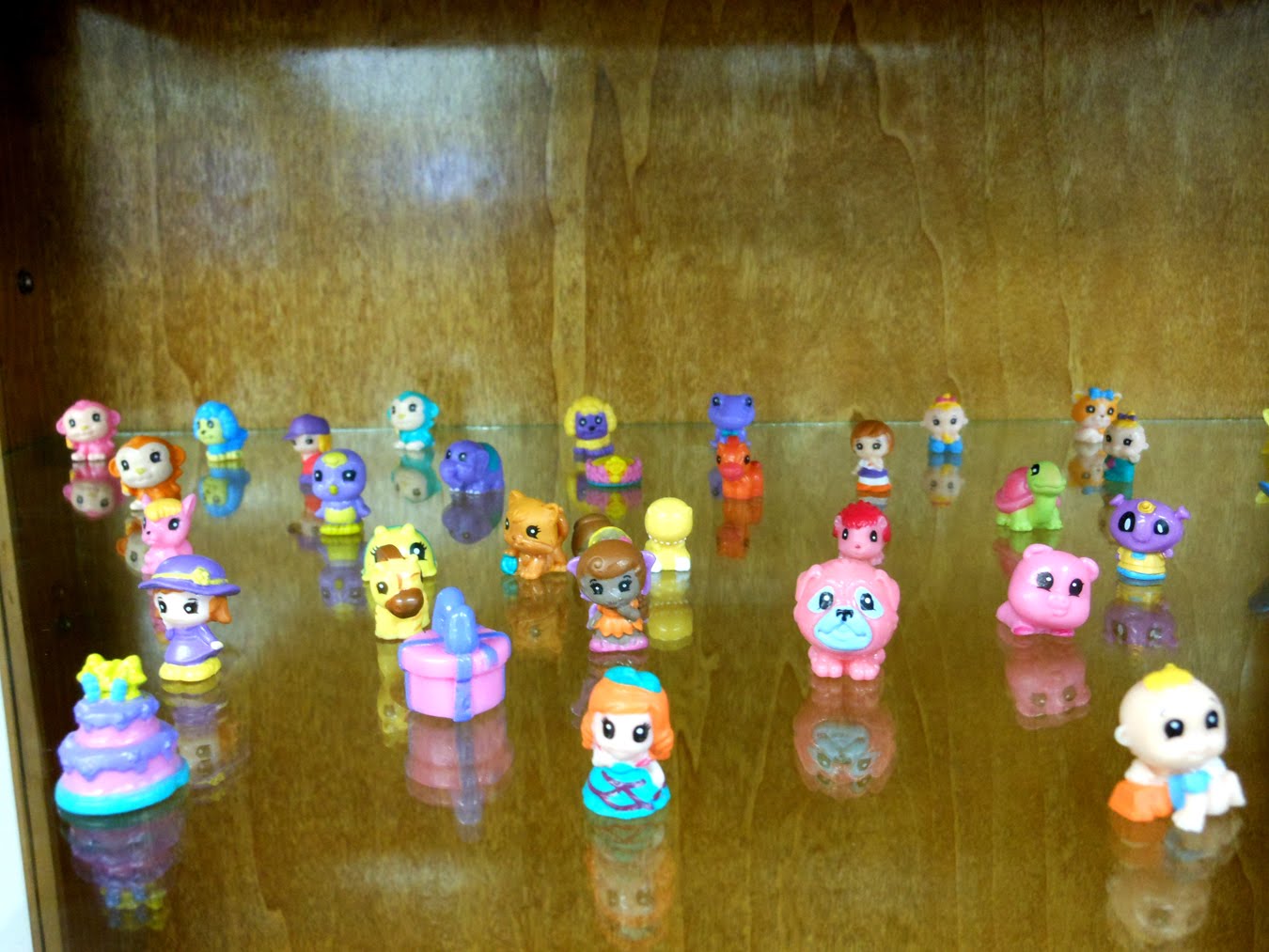 Hobbies on Display: December 2011 - Brynn's Squinkies Collection