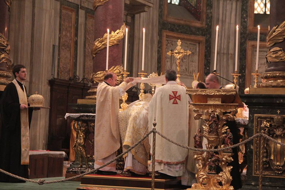 New Liturgical Movement: More Photos of Archbishop Shevchuk’s Divine ...