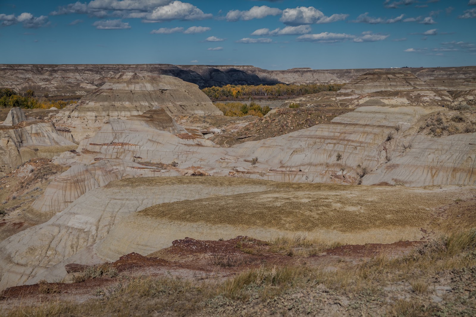 The Largest Badlands in Canada - Explore the World with Simon Sulyma
