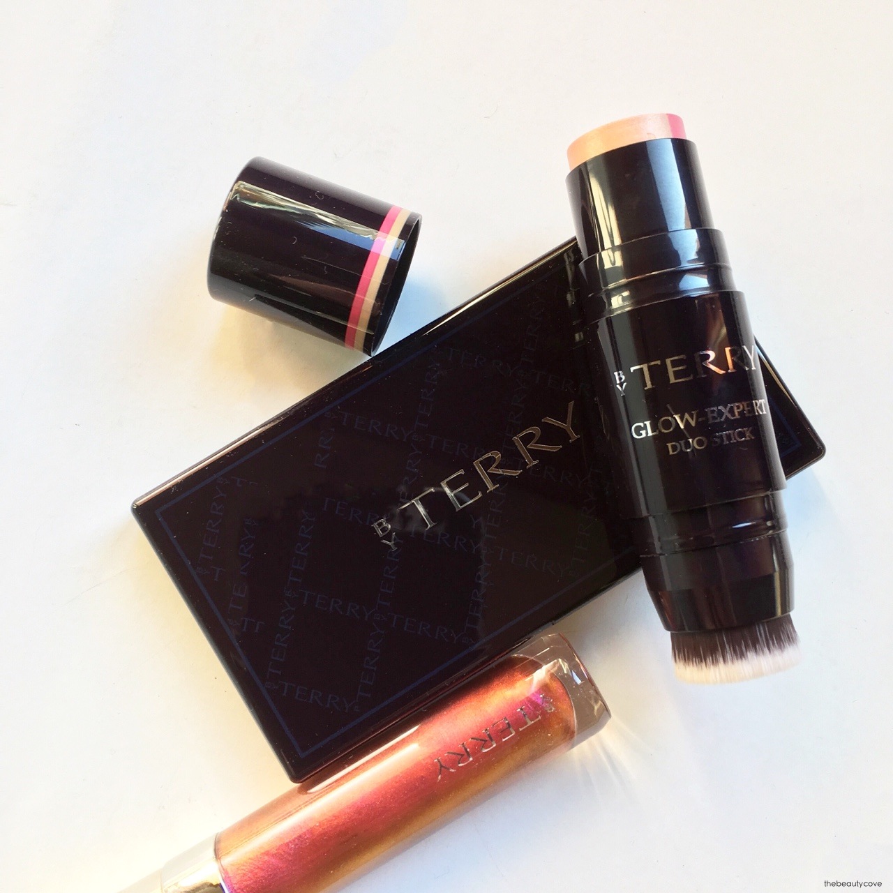 The Beauty Cove: PRIMAVERA ESTATE 2017 • by TERRY MAKEUP • TECHNO AURA ...