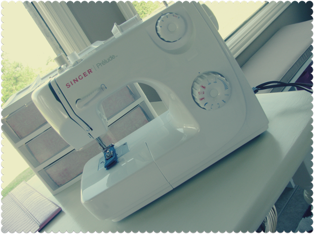 Vintage Gwen: Easy Sewing Machine Cover