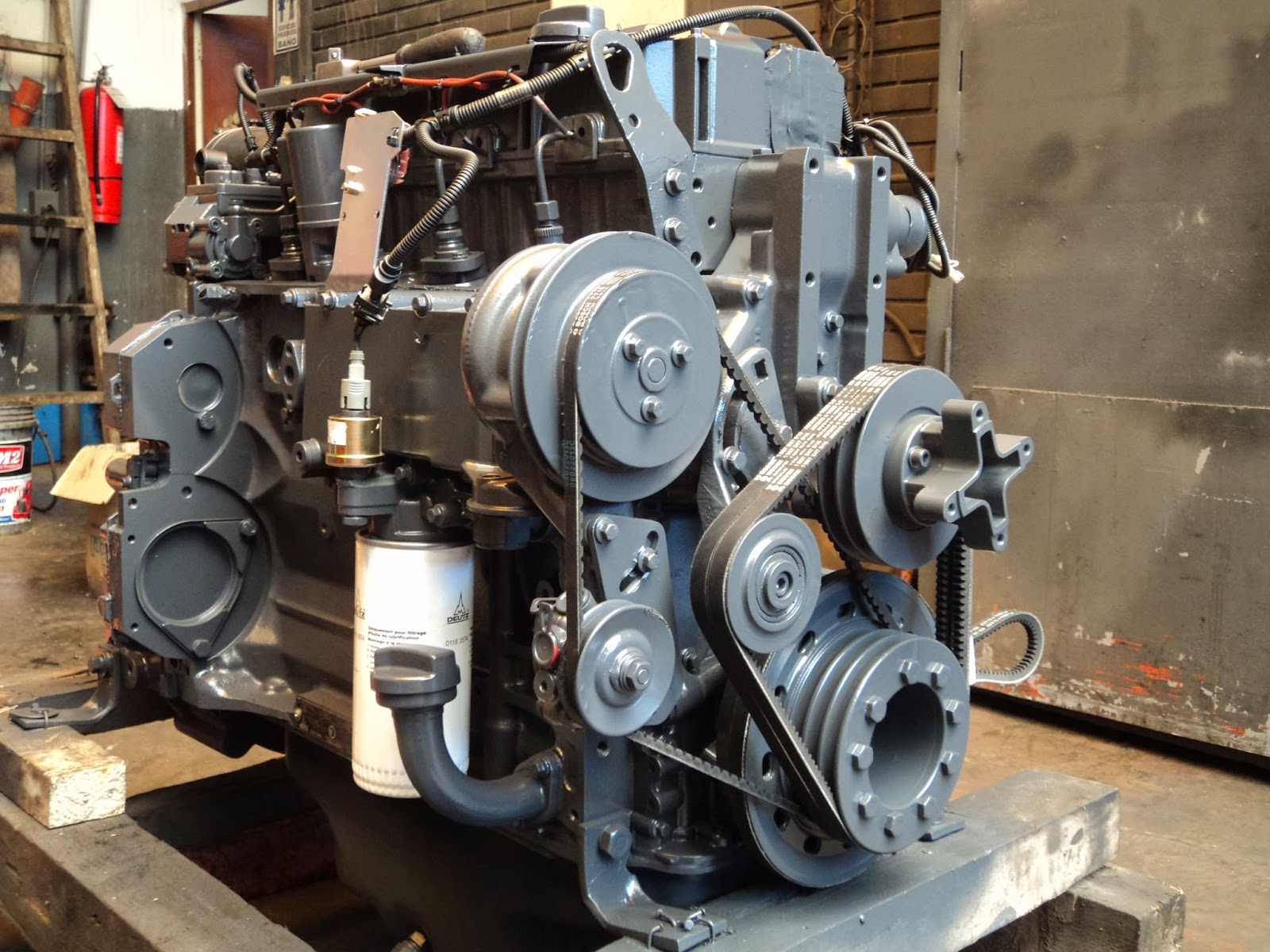 MOTORES DEUTZ : Características de los Motores Deutz