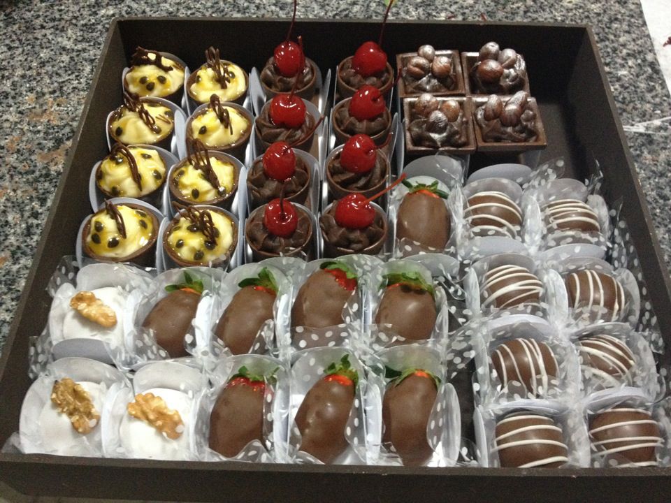 Marques Delicias e Festas: Modelo de doces para casamento