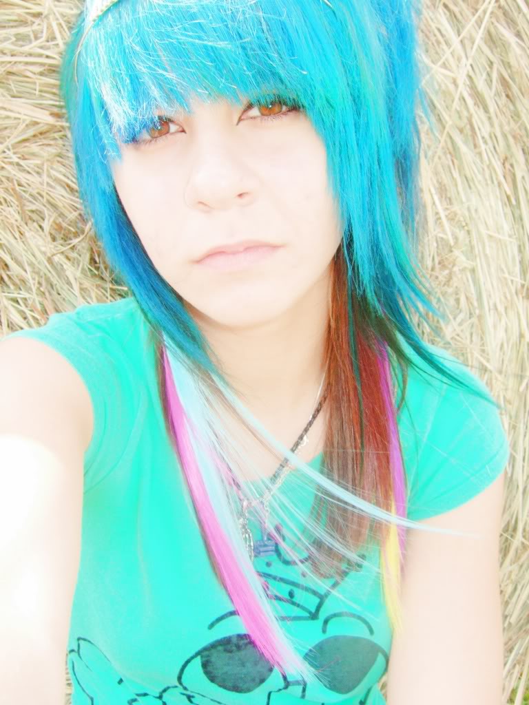 Emo Hair | Emo Hairstyles | Emo Haircuts: Emo Vs Scene