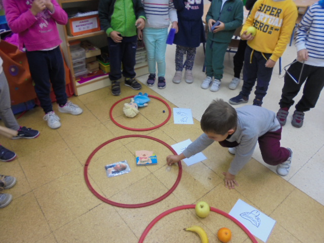 ABRACADABRA: "JUGAMOS CON LOS SENTIDOS"