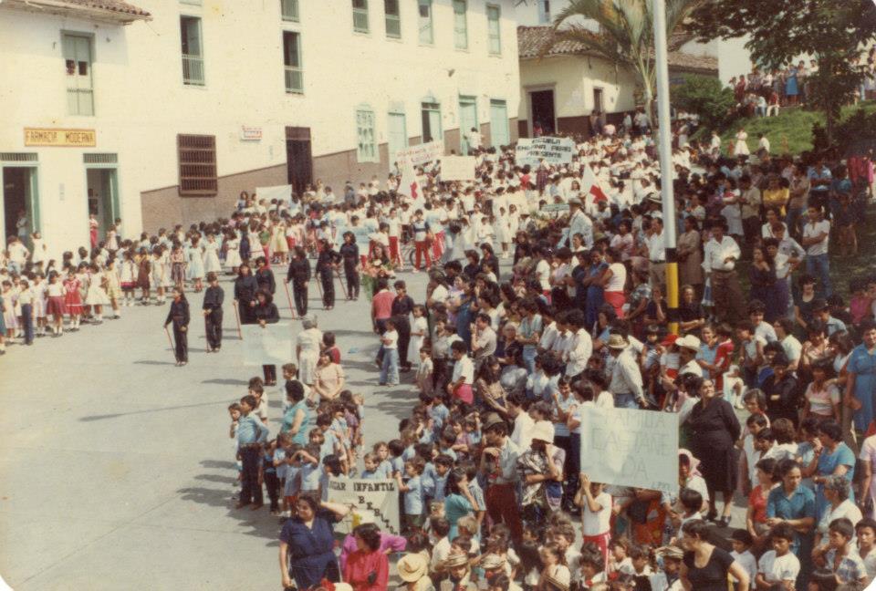ITUANGO.ANTIOQUIA TIERRA DE GENTE AMABLE. : FOTOS ANTIGUAS DE ITUANGO ...
