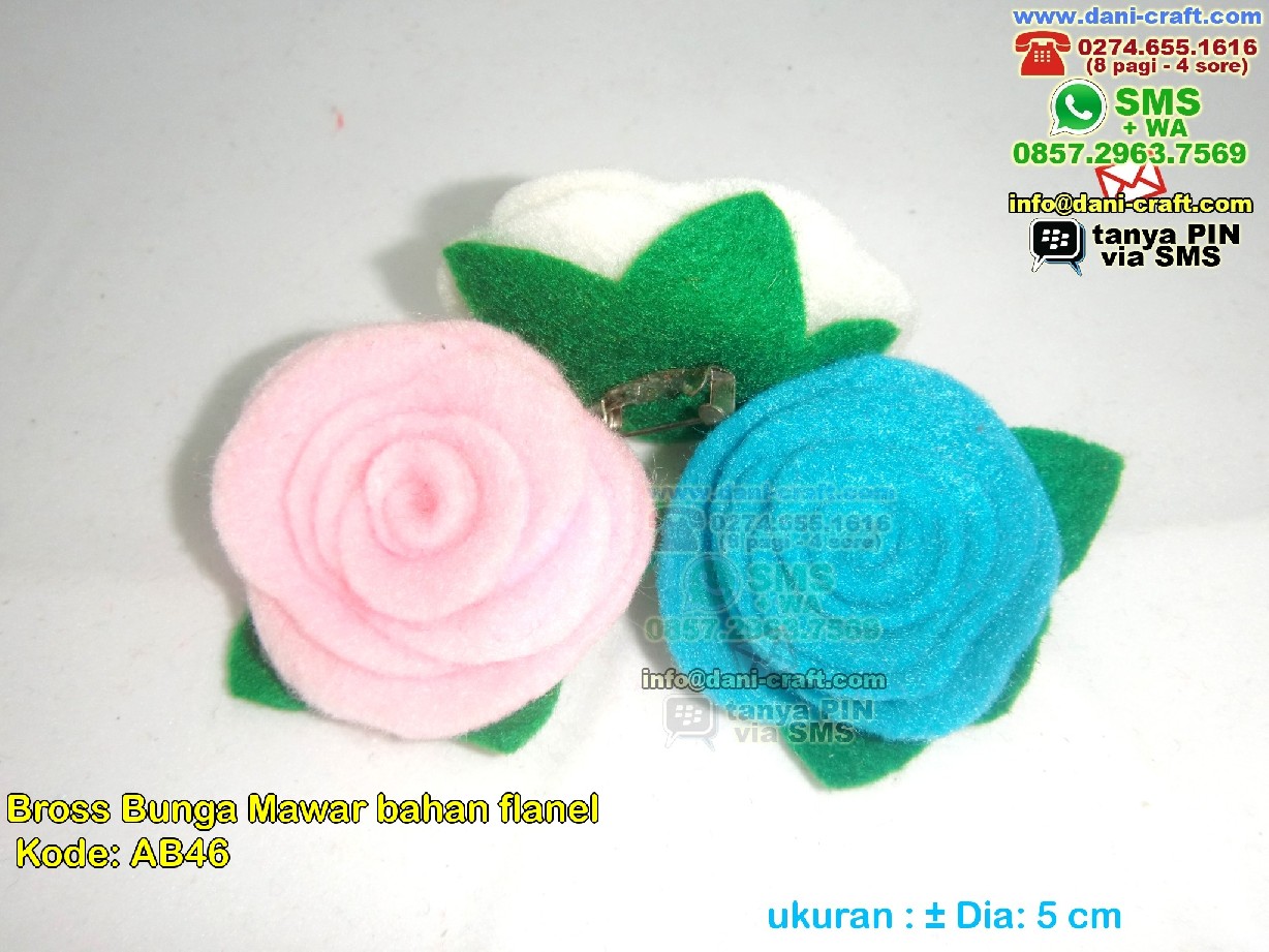 Bros Bunga Mawar Bahan Flanel | Souvenir Pernikahan