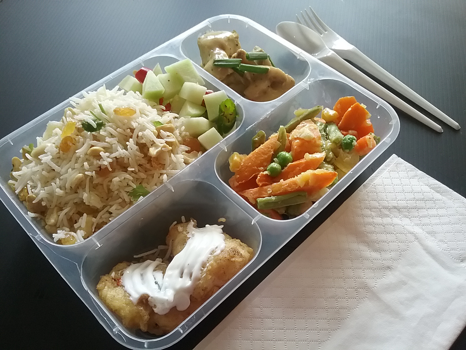TINGKAT & BENTO MEALS : $15 Deluxe Bento ( halal )