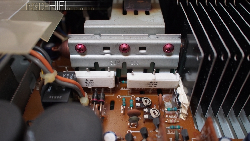 Inside Hi-Fi: Technics SU-Z65 (SU-Z65-EI)