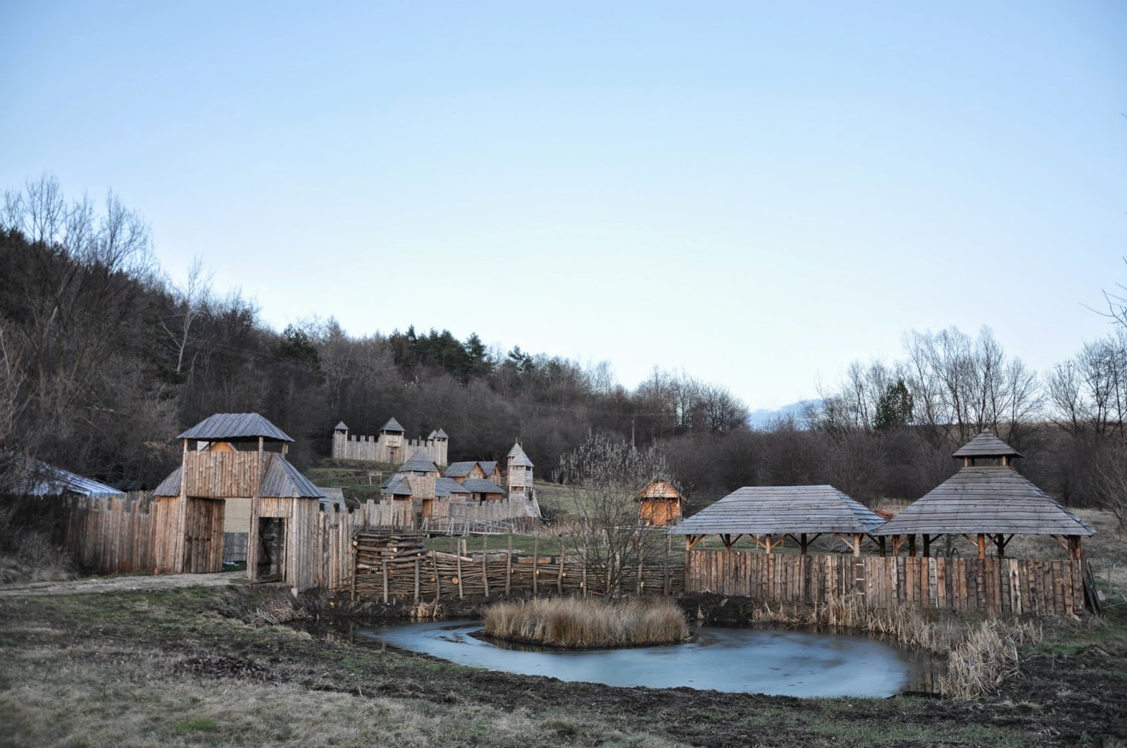 These 10 Easy Steps Are All You Need To Start Larping!