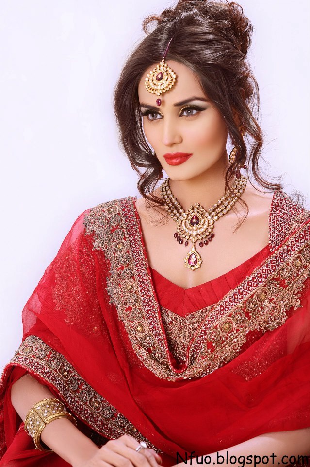 Mehreen Syed Latest Bridal Photoshoot | Pakistani Models