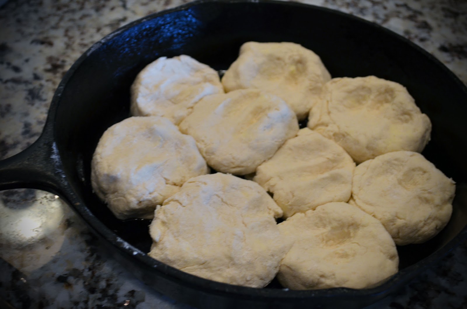 the sassy stove : Buttermilk Biscuits aka World Famous Boyfriend Biscuits