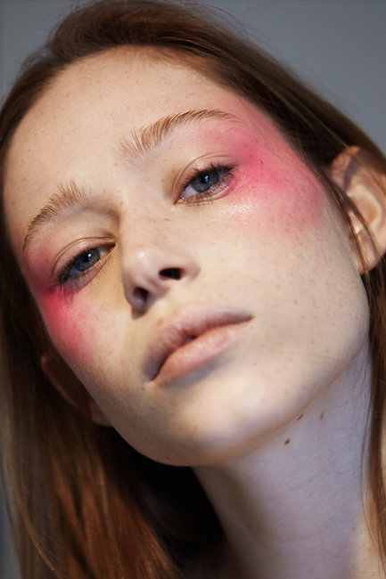 FOR FEELING FAB: BOLD MAKEUP LOOK: PINK CHEEKS MAKEUP TUTORIAL