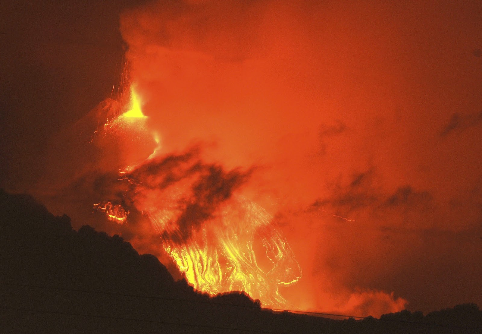 violetas: VOLCÁN - VULCANO