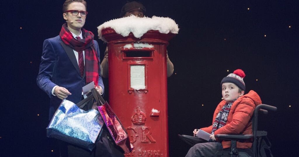 Jonathan Baz Reviews...: The Christmasaurus Live On Stage – Review