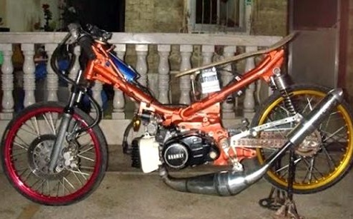Modifikasi Motor Yamaha Fiz R