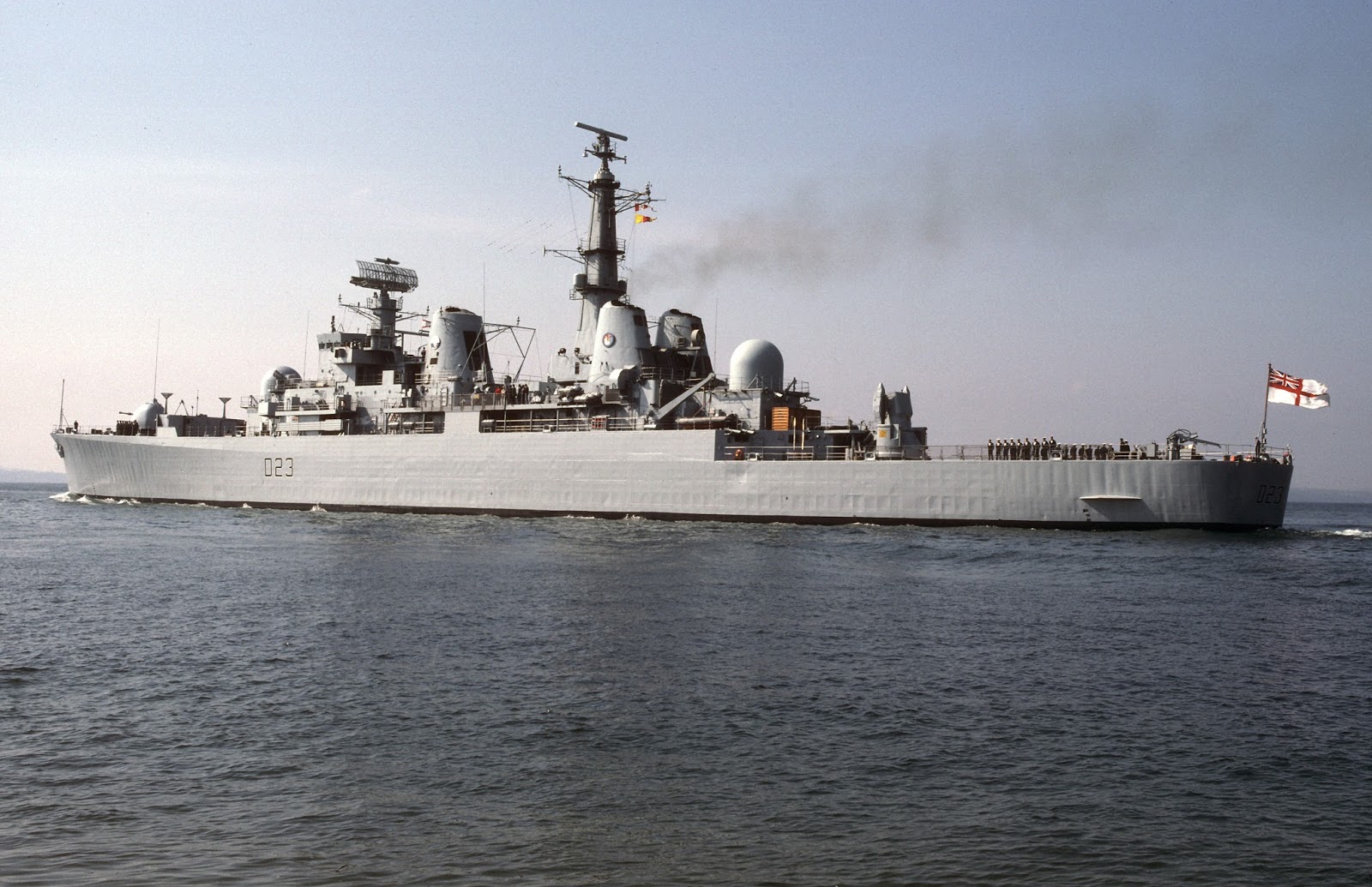 BRIAN'S SHIPPING PHOTOS: BRITISH WARSHIPS TWO