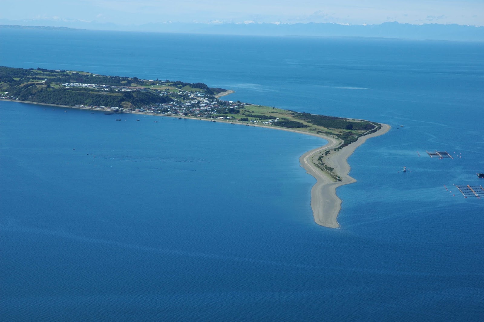 Escuela Chilhué de Queilen, Isla de Chiloé: Comuna de Queilen