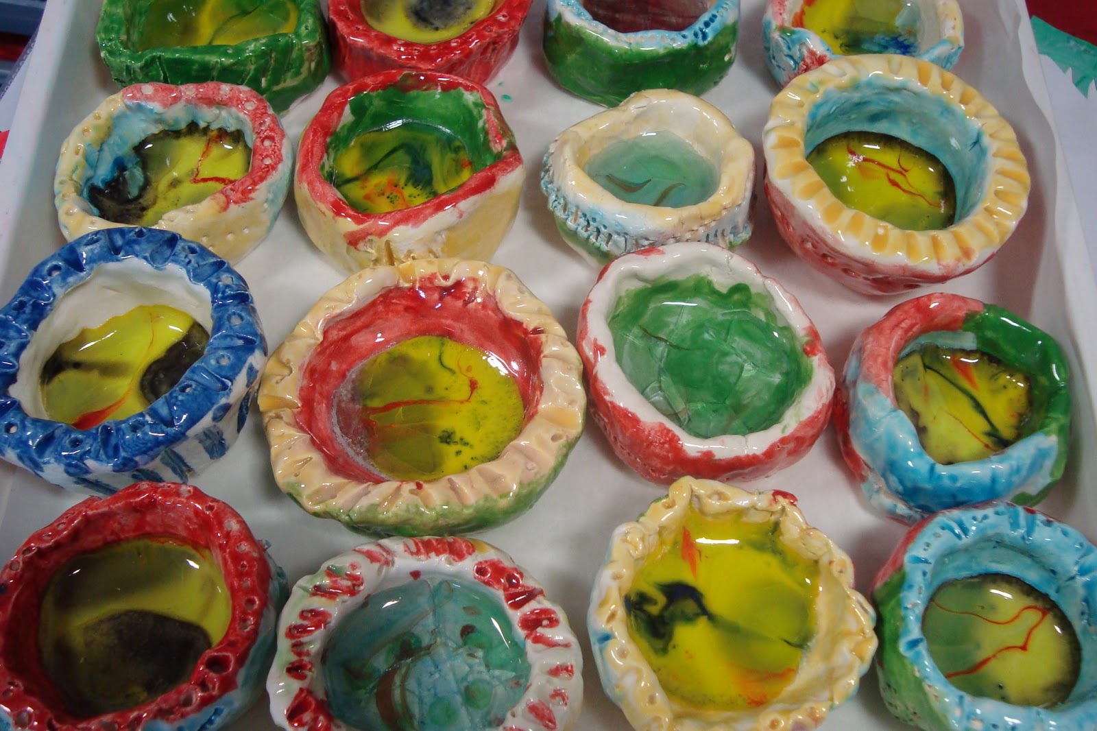 Once upon an Art Room: Clay Pinch Pots with Melted Marbles