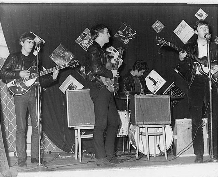 Rare and Unseen Photos of The Beatles Playing to 18 People at the ...