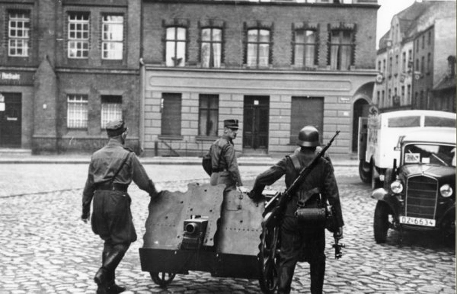 Okruchy Historii: Obrona Poczty Polskiej w Gdańsku - 14 godzin dla Polski