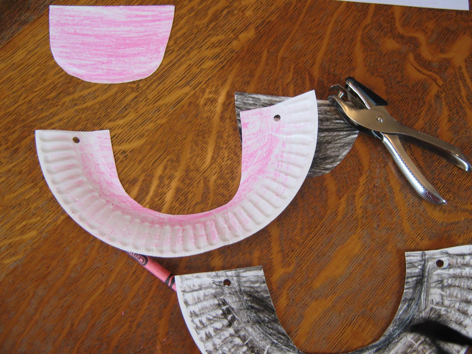 Almost Unschoolers: President's Day Paper Plate Beards
