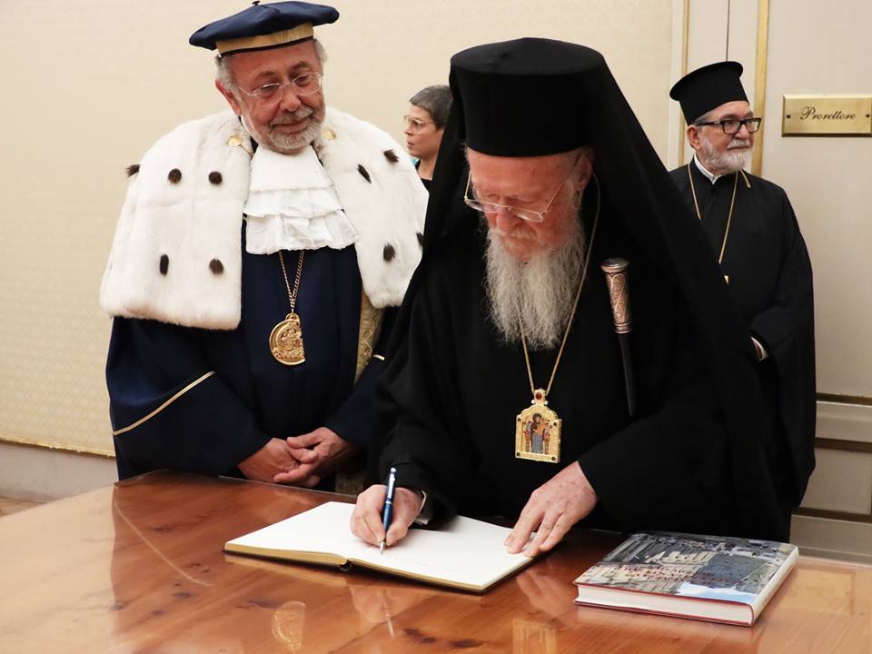 ΦΩΣ ΦΑΝΑΡΙΟΥ: ΕΠΙΤΙΜΟΣ ΔΙΔΑΚΤΩΡ ΤΟΥ ΠΑΝΕΠΙΣΤΗΜΙΟΥ ΤΗΣ ΠΕΡΟΥΤΖΙΑ Ο ...