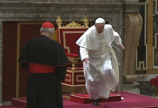 The Shoe AristoCat: Habemus Papam Franciscum - ditches red shoes