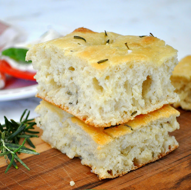 Cooking with Manuela: Homemade Italian Rosemary Focaccia Bread