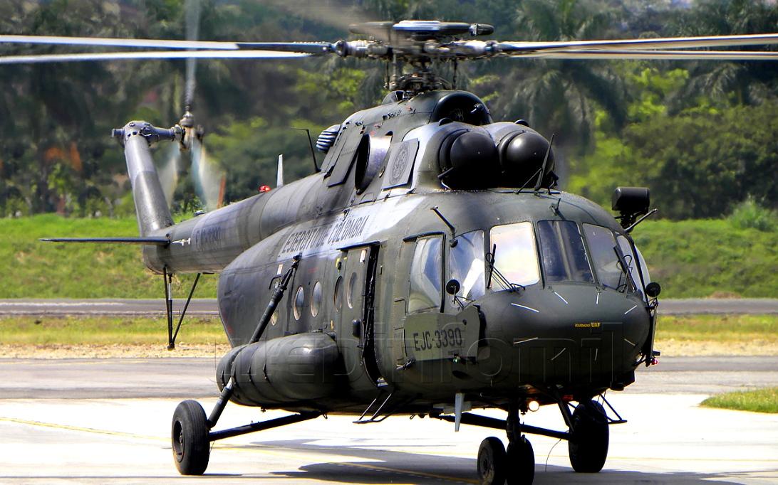 GAMBAR PESAWAT TERBANG: Helikopter Tempur Mil Mi-17 Hip (Wallpaper 3)