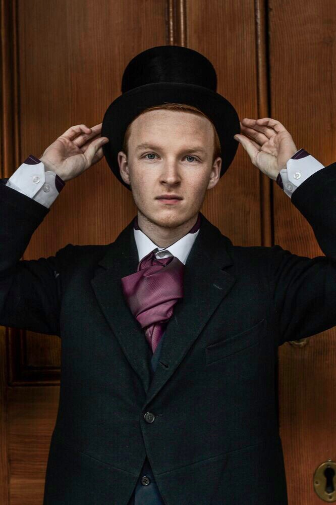 Outlander Homepage: “Je Suis Prest” An interview with actor Ryan Ralph ...