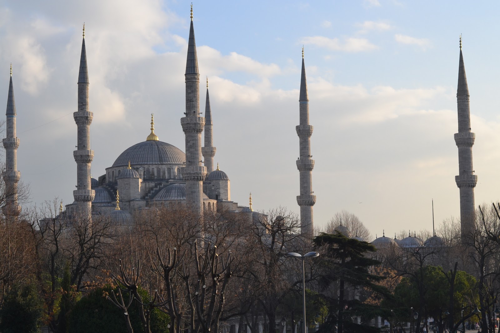 Victoria In Japan Land: Istanbul's The Blue Mosque: Outside and In